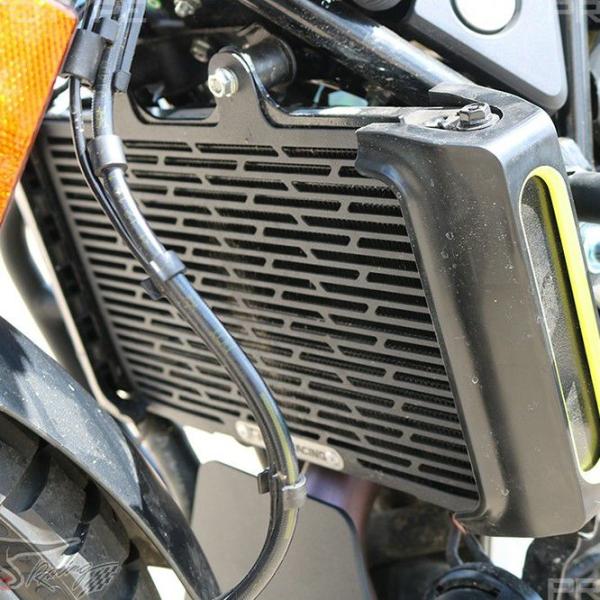 【商品説明】Husqvarna Vitpilen/Svartpilen 401, KTM Duke 390/RC 390用のラジエーターガードラジエーターへの飛び石による傷や汚れからガードします。素材：航空機グレードアルミニウム【カラー】ブ...