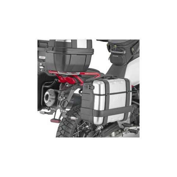 【説明】デザイン、機能、耐久性から高い支持を得ているイタリアンメーカーGIVI(ジビ)の、モトグッツィ V85TT専用 MONOKEY サイドケースホルダーです。直径18mmのスチール管を使用したパニアケースマウント。MONOKEYシステム...
