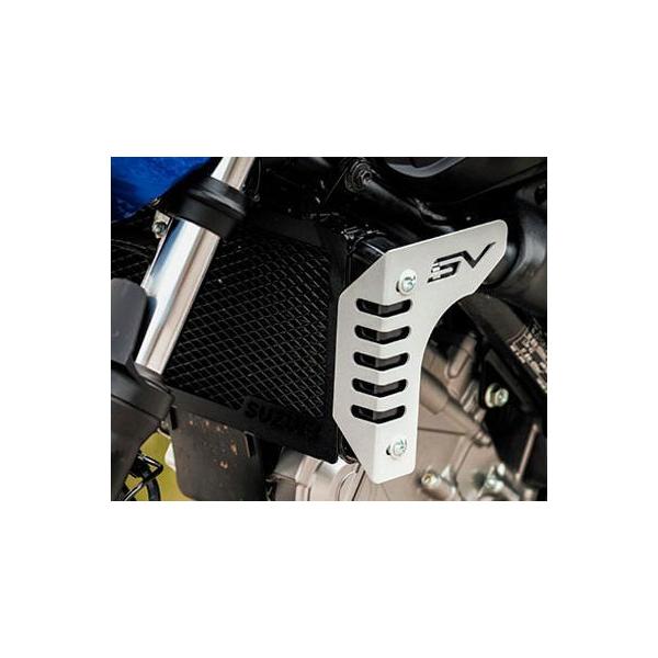 【商品説明】海外のカスタムビルダーに定評のあるC-RACER。ネオクラシックと呼ばれる過去と現代のデティールをミックスさせたスタイルを得意としているメーカーです。飛び石などからラジエーターを保護します。取り付けに必要なハードウェア、説明書付...