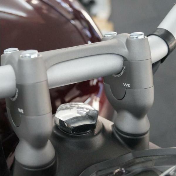 【商品説明】Bobber(ボバー),スピードマスター アメリカのハンドルが遠い、低い。もう少し近く,高くしたい時に便利な、ドイツのメーカーVOIGT MOTO TECHNIKトライアンフ ボンネビルボバー/スピードマスター専用設計のハンドル...