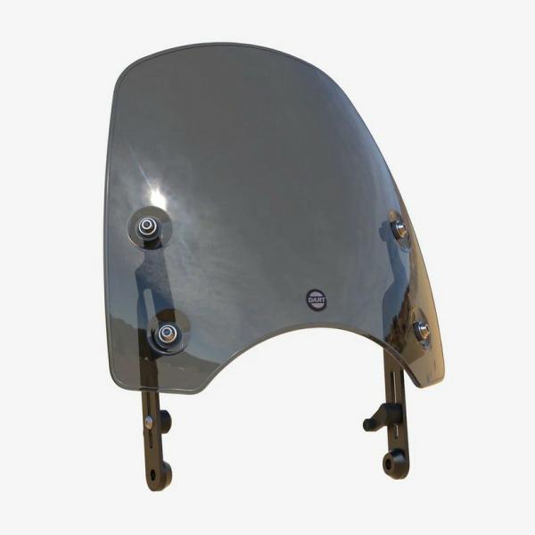 【商品説明】トライアンフ スピード400用のスクリーン（ウインドシールド）。ダートフライスクリーンはスクリーン、ウィンドシールドを開発しているイギリスのメーカーです。マウントブラケットはCNC加工。ブラックパウダーコートによって仕上げられて...