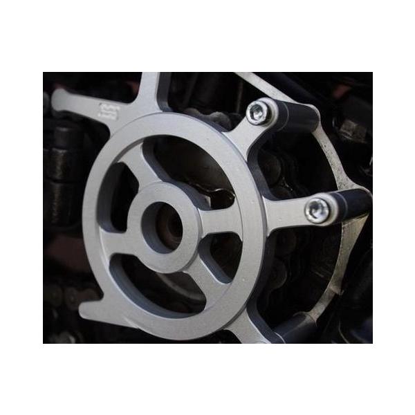 【商品説明】イギリスのメーカー、TEC（テック）のフロントスプロケット アルミカバーです。アルミ素材で作られており、スタイリッシュなデザインと軽量化が特徴です。取り付け用ボルト、スペーサー付属※こちらはシルバーです。ブラックもあります。【適...