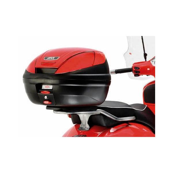 【商品説明】MONOLOCKケースを取り付け可能なリアラックです。取り付け方法は下記URLをご参照ください。https://media.givi.it/XN-Prodotti/istruzioni/SR131.pdf【適合車種】Vespa ...