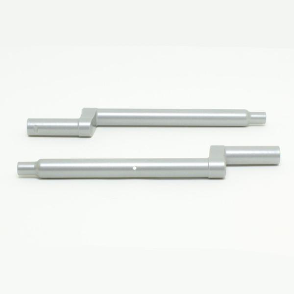 【商品説明】ハンドルバーの取り付け位置をライダー側に近づけるハンドルバーです。より上体をリラックスした位置でキープする事が出来、長時間の運転の疲労を軽減します。配線等は標準長のままで対応できます。移動量（標準比）上側：1-1/4" (32m...