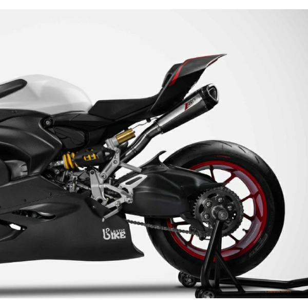 【商品説明】DUCATI（ドゥカティ） パニガーレV2用 フルエキゾーストマフラー ZARD。ドゥカティ・スーパーバイク用エグゾースト・システムの製作における長年の経験とレースで培った経験を生かし開発。ヘッダー部分はステンレスを採用、サイレ...