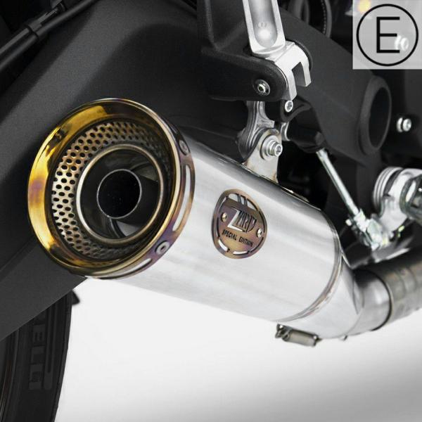 【商品説明】DUCATI モンスター797用のスリップオンマフラー "ZUMA"。ステンレス製サイレンサー メッシュデザイン エンドキャップ付きエンドキャップはシルバー、ブロンズ、ブラックからお選びいただけます。EURO4規制認証、Eマーク...