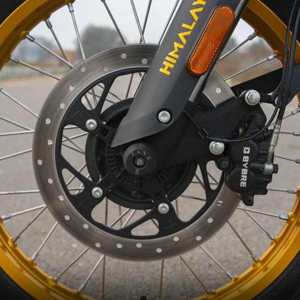 【商品説明】ロイヤルエンフィールド ヒマラヤ450用フロントアクスルスライダー不慮の転倒時にフロントフォークの損傷を防ぎますナイロン製 【適合車種】Royal Enfield（ロイヤルエンフィールド）Himalayan（ヒマラヤ ）450【...