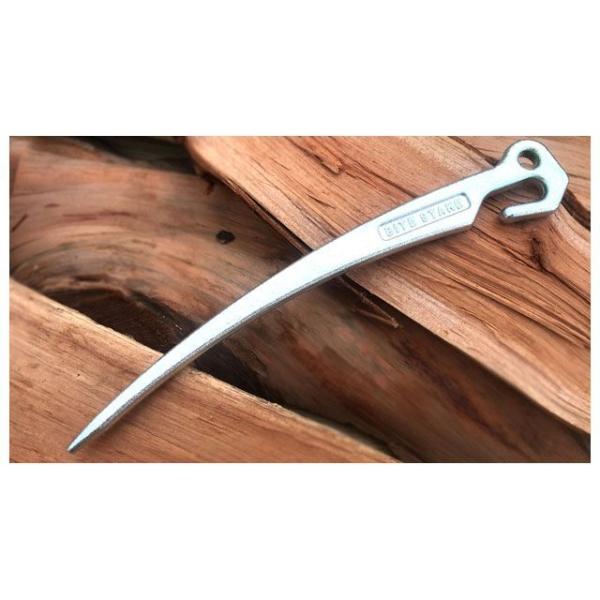 ●メーカー名：SALTAHIKE(サルタハイク)●商品名：強風もおまかせアーク型鍛造ペグ BITE STAKE（バイトステイク） 229-1メーカー品番：BS229JANコード：4580775490016SS400・クロムメッキ全長229m...