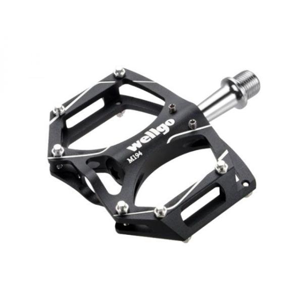 ●メーカー名：ウェルゴ（自転車） / WELLGO(ウェルゴ)●商品名：ペダル M194（ブラック）メーカー品番：M194JANコード：4965685389276ブラック材質：アルミニウム重量：281gスタイル：ロード/ATB/MTB薄型ペ...