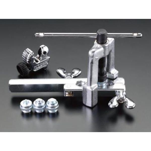 ●メーカー名：エスコ / ESCO●商品名：4.75-10mm バブルフレアーリングツールメーカー品番：EA206DAJANコード：4518340597143適合銅管サイズ：4.75・6・8・10mmケースサイズ：270×210×50mm総...