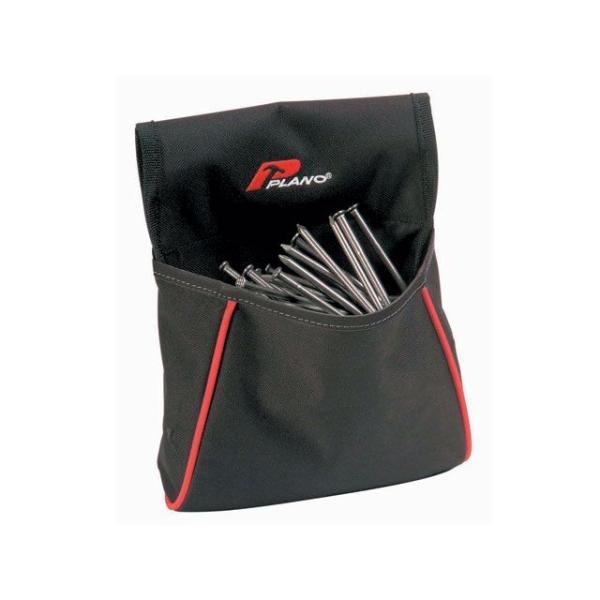 ●メーカー名：プラノ / PLANO●商品名：537TB ネイルポーチメーカー品番：537TBJANコード：8010904653716高さ137mm×幅140mm■中身がこぼれないように形状が逆テーパー状になっています。 ■ユニバーサルメタ...