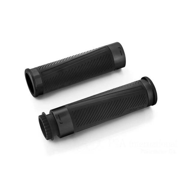 ●メーカー名：リゾマ / RIZOMA●商品名：GRIPS 30GRADI Black（ブラック）メーカー品番：GR224BR nineT RナインティR nineT Pure Rナインティ ピュアR nineT Racer Rナインティ ...