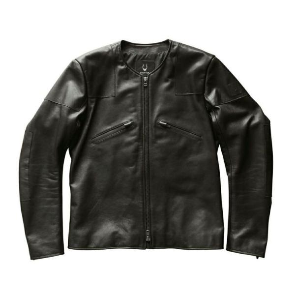 ヴィンテージレーシングスーツを現代風にアレンジしたノーカラーシングルライダース。素材は強度と柔らかさを兼ね備えたステアハイドを使用。腰ポケットを外すことでシンプルな見た目だけでなく軽くて動きやすい着心地を実現しました。ヴィンテージ・ネイキッ...