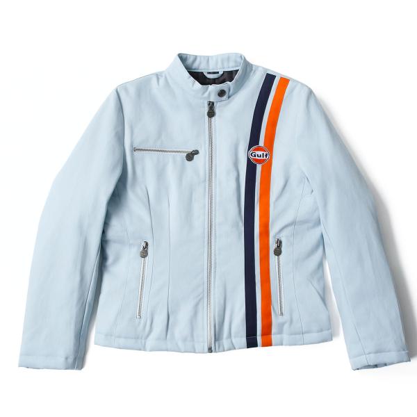 グランプリ・オリジナルの名作 ― ガルフジャケットの原点が、より美しいシルエットに進化！ガルフジャケットの原点ともいえる名作が、新たにスタイリッシュなフィット感で登場。ウエストにタックを入れ、より身体に沿う美しいラインを実現。高品質なキャン...
