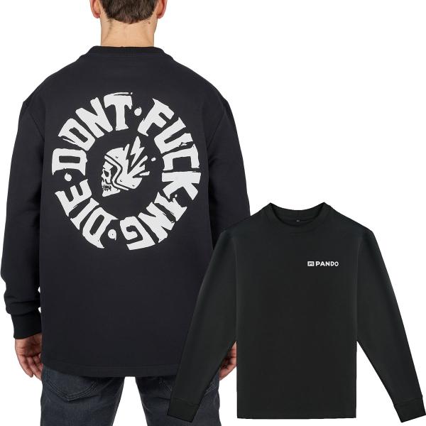モーターサイクルカルチャーの精神をダイレクトに表現した、ブラックカラーのオーバーサイズロングスリーブTシャツ。前面の胸元にはクリーンでミニマルなPANDOロゴを配し、背面には妥協のない「DONT FU*KING DIE」のカスタムグラフィッ...