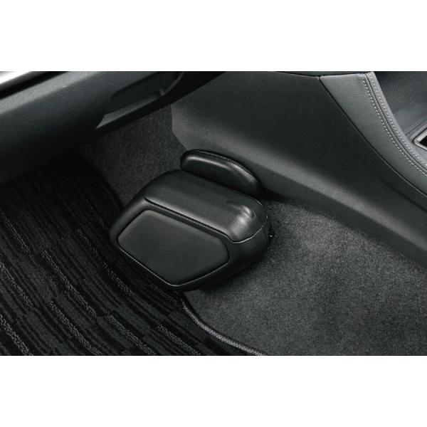 商品名：クリーンボックス品番：J2017VC000フットランプキットと共着不可●汎用色。●助手席の足もと右側に装着。