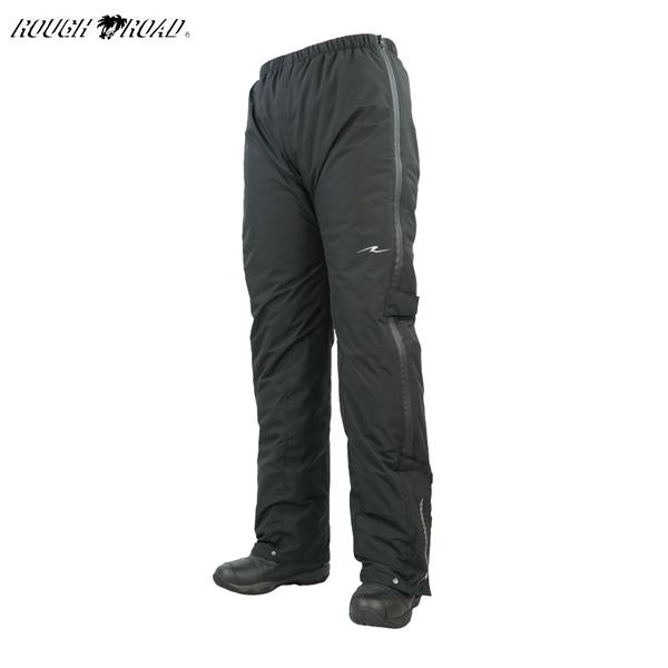 軽い着心地で脱ぎ・履き簡単！ブーツ・シューズを脱がずに着脱可能なサイド開きオーバーパンツ両サイドが上から下までファスナーで開くのでライディングシューズを脱がずに脱ぎ履きが可能。特に屋外でライディングシューズを履いたままオーバーパンツを脱ぐと...