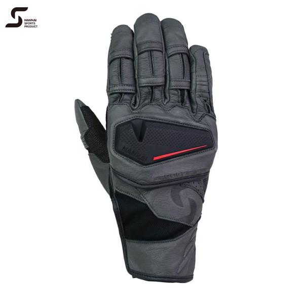 ・人間工学に基づき、最も力を抜いた自然な状態の指に合わせ、湾曲した形状に設計・グリップする際の握力の消耗を軽減し長時間着用しても疲れにくい。・ナックル部には安全性に優れたハードタイププロテクターを採用。・フローティング構造で高い操作性と快適...