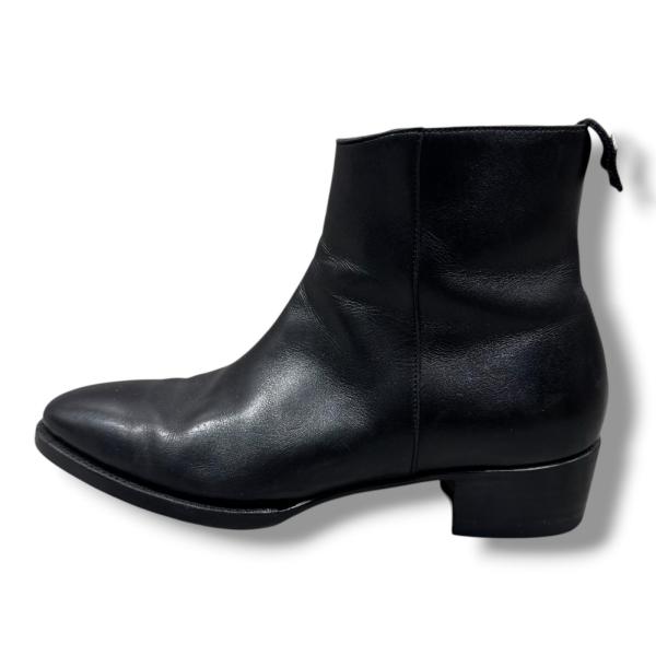 ブランド：WH（）商品名：ANNONAY FUNCHAL Side Zip Boots 型番：WHA-6900特徴：サイドジップ レザーボディソールヴィブラムソールカラー：ブラックJP靴サイズ：25cm、高さ：約17.5cm、アウトソール：...