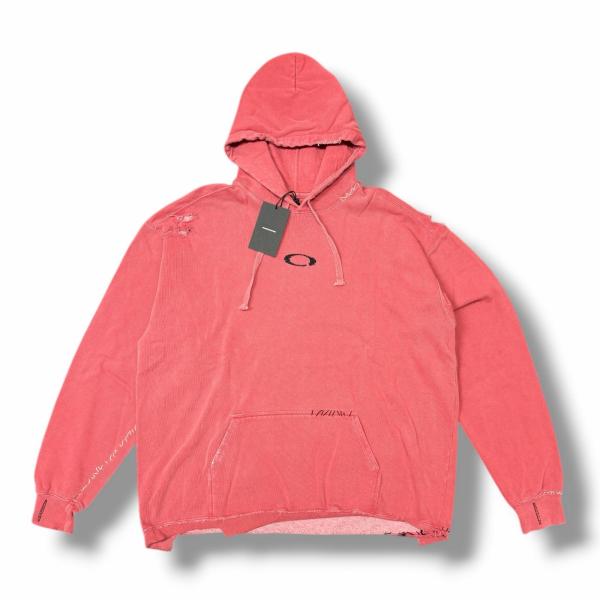 ブランド：MINUS （マイナス）商品名：Inactive Hoodie With Repaired型番：M-P1-TP5特徴：ボディーは着古した様な風合いが特徴のピグメントダイ加工。プリント技法、素材感もナチュラルなフェードを表現すべく加...