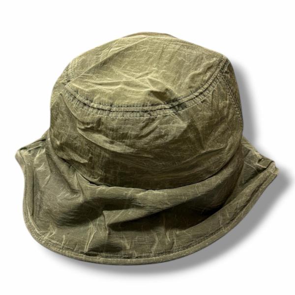 ブランド：THUG CLUB（サグクラブ）商品名：Bio Army Bucket Hat型番：TC25AC0301特徴：シンプルなデザインワイヤー入りで調整可能カラー：カーキ表記サイズ：F高さ：約12cm、頭回り：約59cm、つば：約8.5...