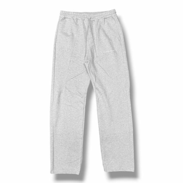 ブランド：Post Archive Faction（ポストアーカイブファクション）商品名：8..0 SWEAT PANTS型番：8.0 BSPR-G特徴：スウェットイージーパンツウエストドローコードサイドポケット×2サイドロゴ起毛カラー：グ...