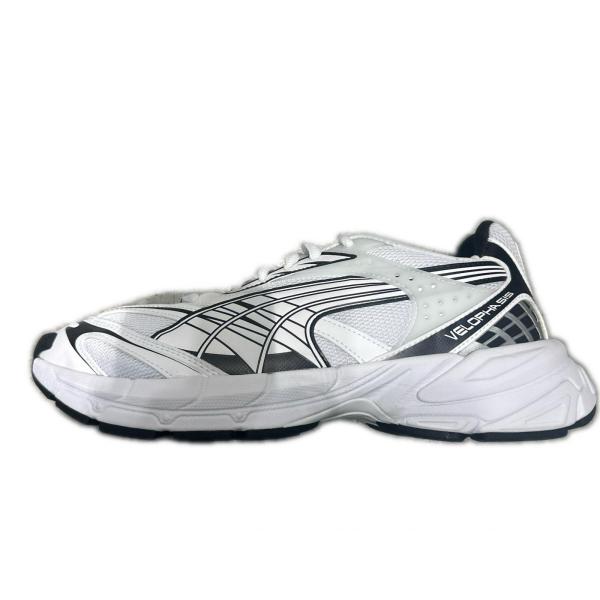 ブランド：PUMA（プーマ）商品名：VELOPHASIS ALWAYS ON型番：395908特徴：ヴェロファシスは、新しい物とオーセンティックな物をブレンドしたデザインの美学から生まれました。このシルエットは過去のプーマ パフォーマンスラ...