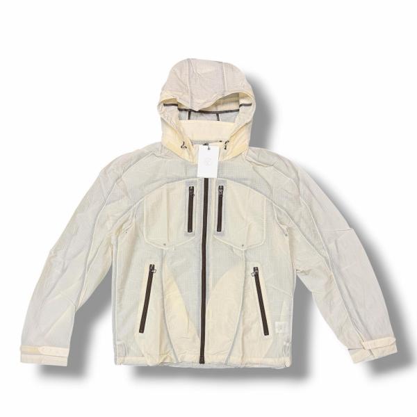 ブランド：FAF(Fake As Flowers)（エフエーエフ(フェイクアスフラワーズ)）商品名：Shell Jacket型番：3122503特徴：フロントジップフライフード、裾部分ドローコード搭載ジップポケット×４透け感あり参考上代：5...