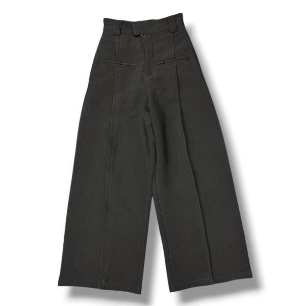 ブランド：Fax Copy Express （ファックスコピーエクスプレス）商品名：HAND IN FRONT POCKET PANT特徴：立体ワンタックジップフライ張り感のあるスーツ生地両サイド縦長フロントポケット両サイドヒップポケット前...