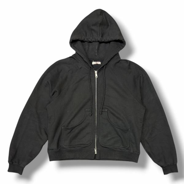 ブランド：MATSUFUJI（マツフジ）商品名：2024AW Zip up Sweat Hoodie型番：M243-0602特徴：裏毛フードドロコード搭載フロントダブルジップシンプルなデザインカラー：ブラック表記サイズ：3着丈：約57cm、...