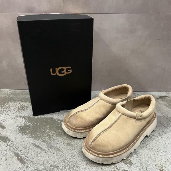 ブランド：UGG（アグ）商品名：M TASMAN LUG型番：1166913特徴：UGGの定番スリッポン「TASMAN」をベースに、ボリュームのあるラグソール（厚底）を組み合わせ、季節を問わず通年で履けるようアップデートされたモデルカラー：...