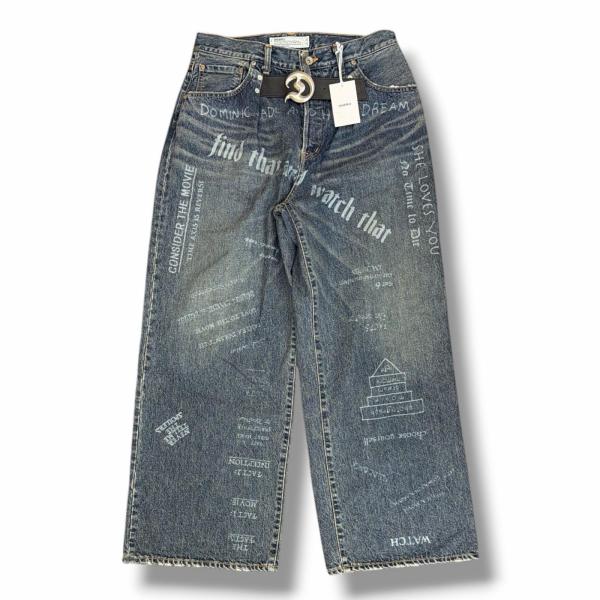 ブランド：DAIRIKU（ダイリク）商品名：2025AW D Buckle Laser Printed Super wide Denim Pants型番：25AW D6特徴：ボタンフライフロントベルトデザインフォントプリント背面ウエストアジ...