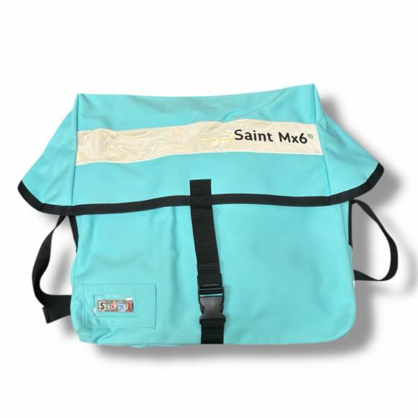 ブランド：SAINT MICHAEL（セントマイケル）商品名：2023SS BAG MESSANGER BAG型番：SM-S23-0000-078特徴：斜めがけのバックとして使用できるメッセンジャーバックセンターに取り付けられたベルトで開閉...
