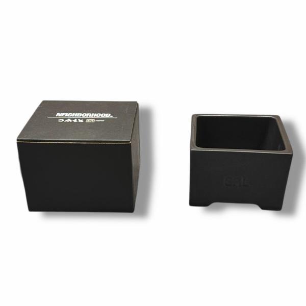 ブランド：NEIGHBORHOOD（ネイバーフッド） × SRL（エスアールエル）商品名：2022AW TSUKAMOTO . SQUARE-LOW PLANT POT CE型番：22206XTN-AC02特徴：150年余の歴史を誇る益子焼...
