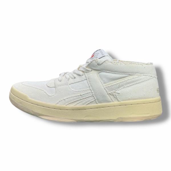 ブランド：HED MAYNER（ヘドメイナー） × Reebok（リーボック）商品名：Cut Washed White型番：BB5600特徴：イスラエル出身の「Hed Mayner」が2015年に設立したパリを拠点とするブランドとReebo...