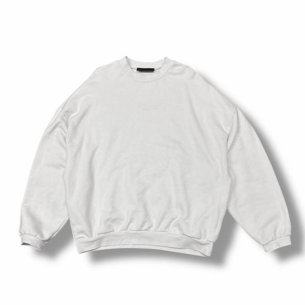 ブランド： FEAR OF GOD ESSENTIALS（フィアオブゴッド エッセンシャルズ）商品名：ラバーロゴクルーネックスウェット特徴：裏起毛ラバーロゴクルーネックスウェットオーバサイズシルエットカラー：ホワイト表記サイズ：XL肩幅：約...
