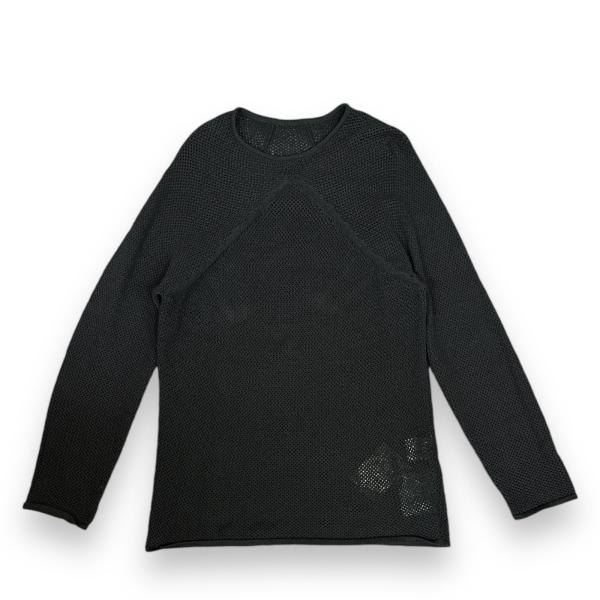 ブランド：COMMON DIVISOR（コモンディヴァイザー）商品名：IRATI KNIT TOP型番：CD23PO4PO02特徴：シースルークルーネックカラー：ブラック表記サイズ：2着丈：約81cm、身幅：約52cm、裄丈：約85cm素材...