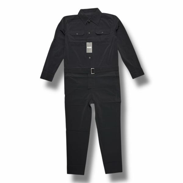 ブランド：FIXER（フィクサー）商品名：ストレッチナイロンジャンプスーツ型番：FJS-01特徴：両胸ポケットレギュラーカラーフロントボタンフライウエストベルトバックポケットカラー：ブラック表記サイズ：S総丈：約150cm、肩幅：約44cm...