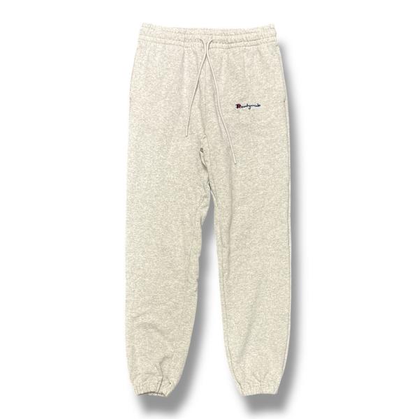 ブランド：READYMADE（レディメイド）商品名：2021AW SWEAT PANTS型番：RE-CO-GR-00-00-198特徴：ウエストゴムドローコード左サイド刺繍ロゴデザインサイドポケット×2裾リブ仕様裏毛参考上代：27500円カ...