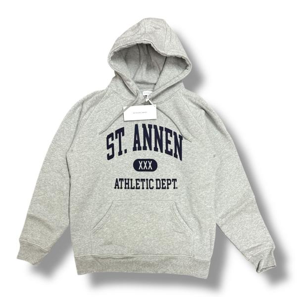 ブランド：Pop Trading Company（ポップトレーディングカンパニー）商品名：2024AW ST ANNEN HOODED SWEAT 型番：OPAW24_01-005特徴：カレッジロゴパーカーフード部分ドローコード搭載裏起毛カ...