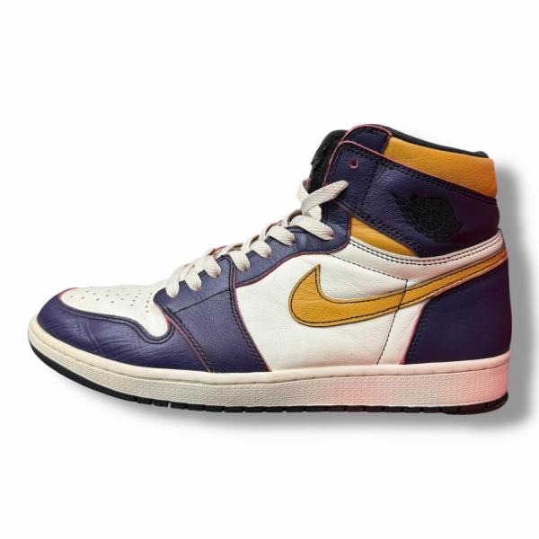 ブランド：NIKE SB（ナイキエスビー）商品名：Air Jordan 1 Retro High La To Chicago型番：CD6578-507特徴：２つの顔を見せるハイブリッドスタイル！スケートカルチャーとスニーカーの融合はどのメー...