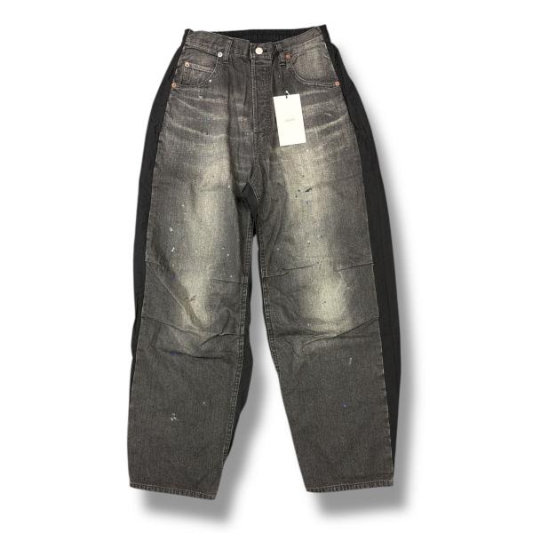 ブランド：stein(ssstein)（シュタイン）商品名：NYRON COMBINATION SPLASHED JEANS型番：ST.937特徴：フロントバックで異なる素材ベルトループ、ドローコード付きフロントボタンループ参考上代：858...