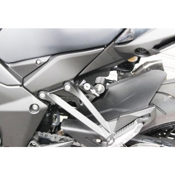 KIJIMA ヘルメットロック NINJA1000 2017y【装着箇所】左側タンデムステップ【材質】スチール製【色】ブラックメーカー品番 303-1598適合車種例NINJA1000 2017y