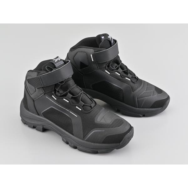 歩きやすさとライディングのしやすさを追求したライディングシューズ。高い防水性能をもつ袋式構造で雨天でも水の侵入を防ぎます。・カラー：ブラック・サイズ：26.0cmメーカー品番　62465※完全防水ではありません。