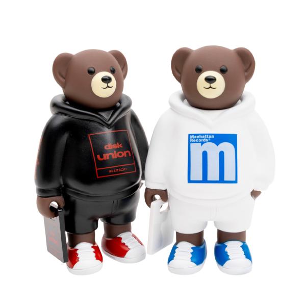 INTERBREED 2026SS COLLECTION。レコードストアとのコラボレーションフィギュアです。knick knacks製のベアー型ソフビ”DIGGIN BEAR”をベースに、本体胸にはdiskunion / Maanhatta...