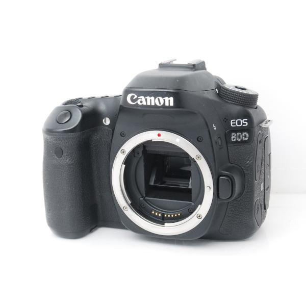 ＜＜コンディション＞＞【外観】全体的にスレ・キズ等多く見られます。詳細は商品写真をご覧下さい。【動作状況】バッテリー蓋のロックがやや軽めの感触ですが、使用中に開くことはなく、通常の撮影には問題なくお使いいただけます。他、基本動作特に問題ござ...