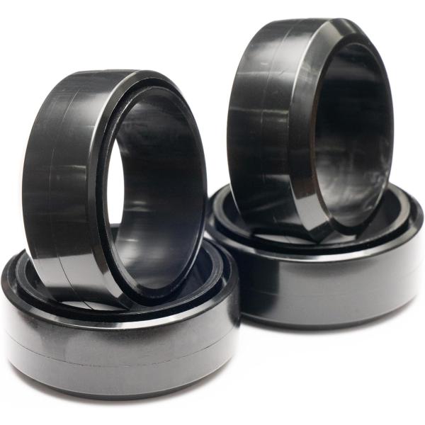 今までに無かったサイズ、中径タイヤ 内径45ｍｍ 外径58mm HDPE 4本セットです。 TOPLINE社のスポーツエディションと同じHDPE素材で製造。 タイヤの裏に幅３mm、深さ６mmのスリットが入っており、タイヤをたわませることによ...