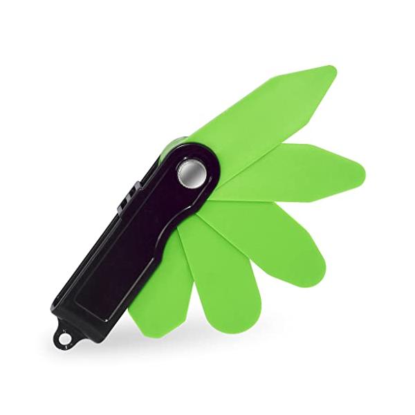 【用途】床、水廻り、サッシ廻り等のコーキング仕上げに便利なヘラです。【5-in-1ヘラ】五種類の形状が集まり、合わせる形状のヘラを探すことに手間がかかりません。【持ち運びやすい】8.5cmの小型設計でキーホルダー、バック、腰にぶら下げること...