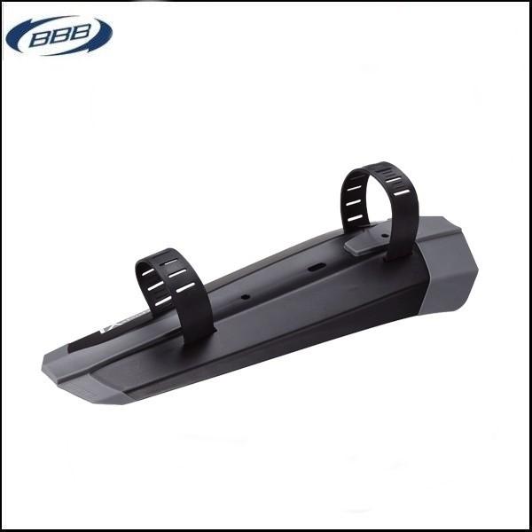 長さ：300mm ●ダウンチューブに装着するフェンダー。●テーパードデザインにより必要な場所を必要なだけ保護。●柔らかいTPRフラップとのコンポジット。●エクストリームMTBライドにも対応。● エラストマーの固定バンドが付属。※商品のカラー...