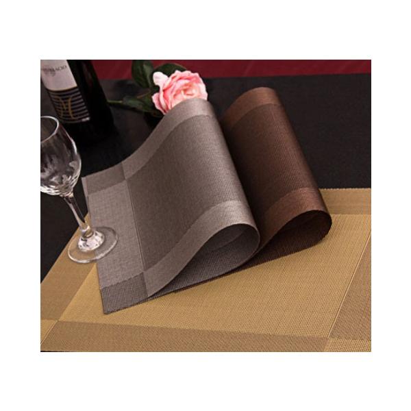 人気商品です♪シンプルなデザイン。上質な光沢感あるカラーと素材。使い方色々で、いつものくらしに華やかさをプラスします。ランチョンマット　 4枚セット　　北欧　 シンプル　 撥水・北欧デザイン　いつもの食卓に華やかな雰囲気をプラスします。・滑...